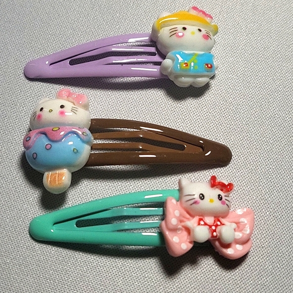 Hello Kitty | Hair | Hello Kitty Hair Clips Set 3pcs | Poshmark